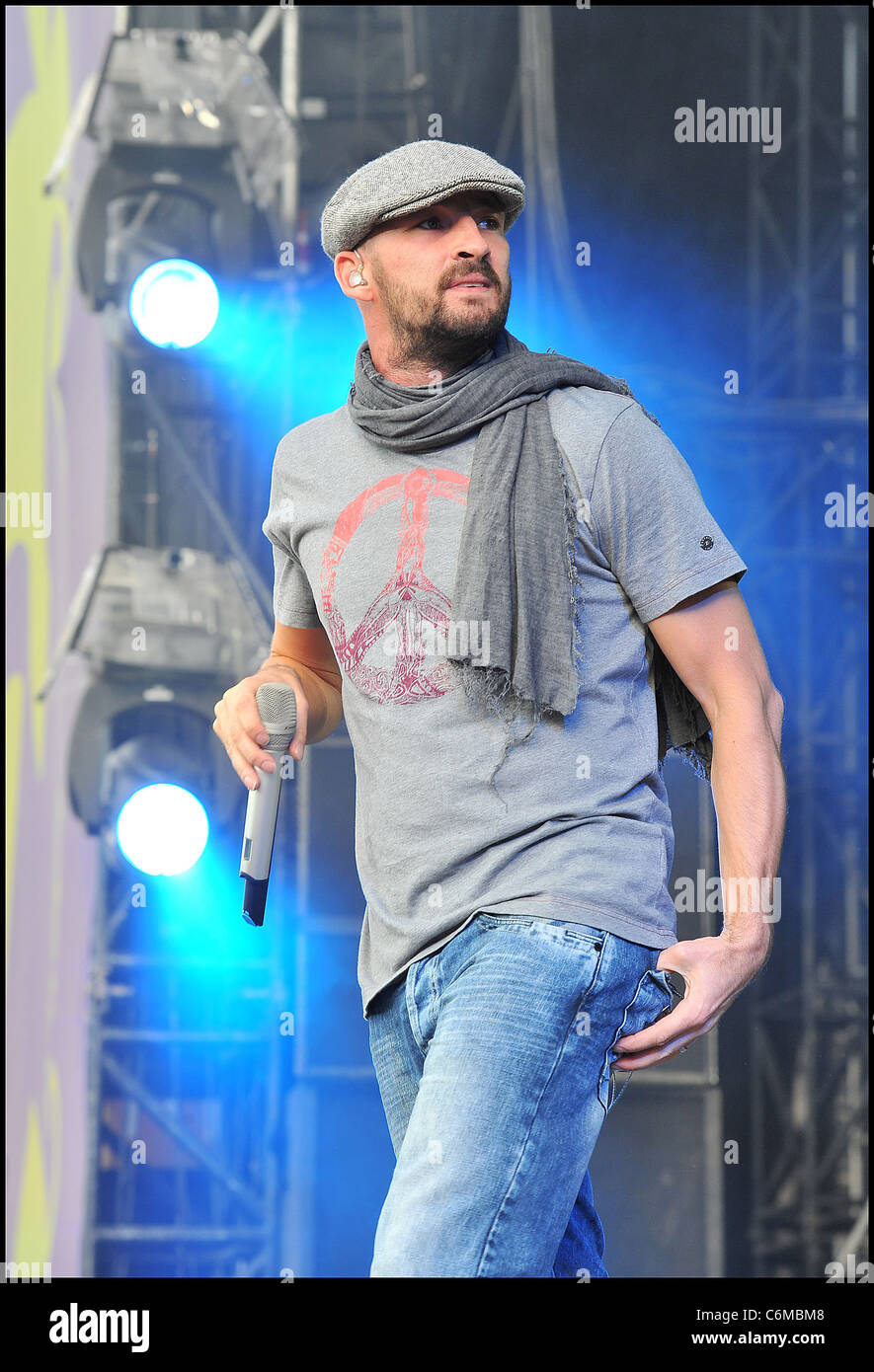 Gentleman & The Evolution Paleo Festival de Nyon - Day 4 Vaud ...