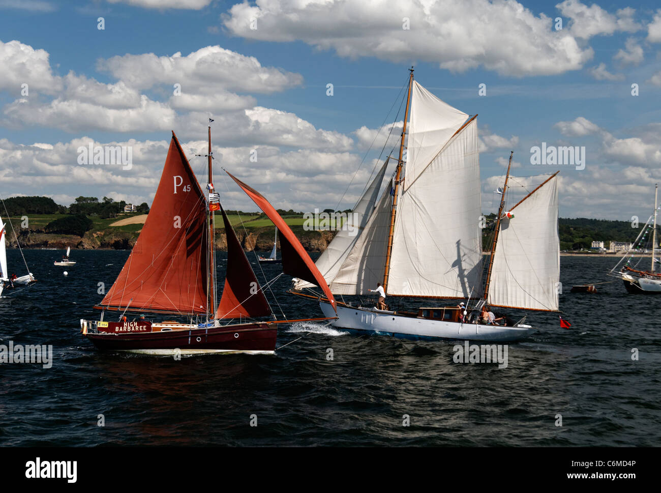 Classic yachts : Penlena (Ketch), High Barbaree (Cornish Crabber Pilot ...