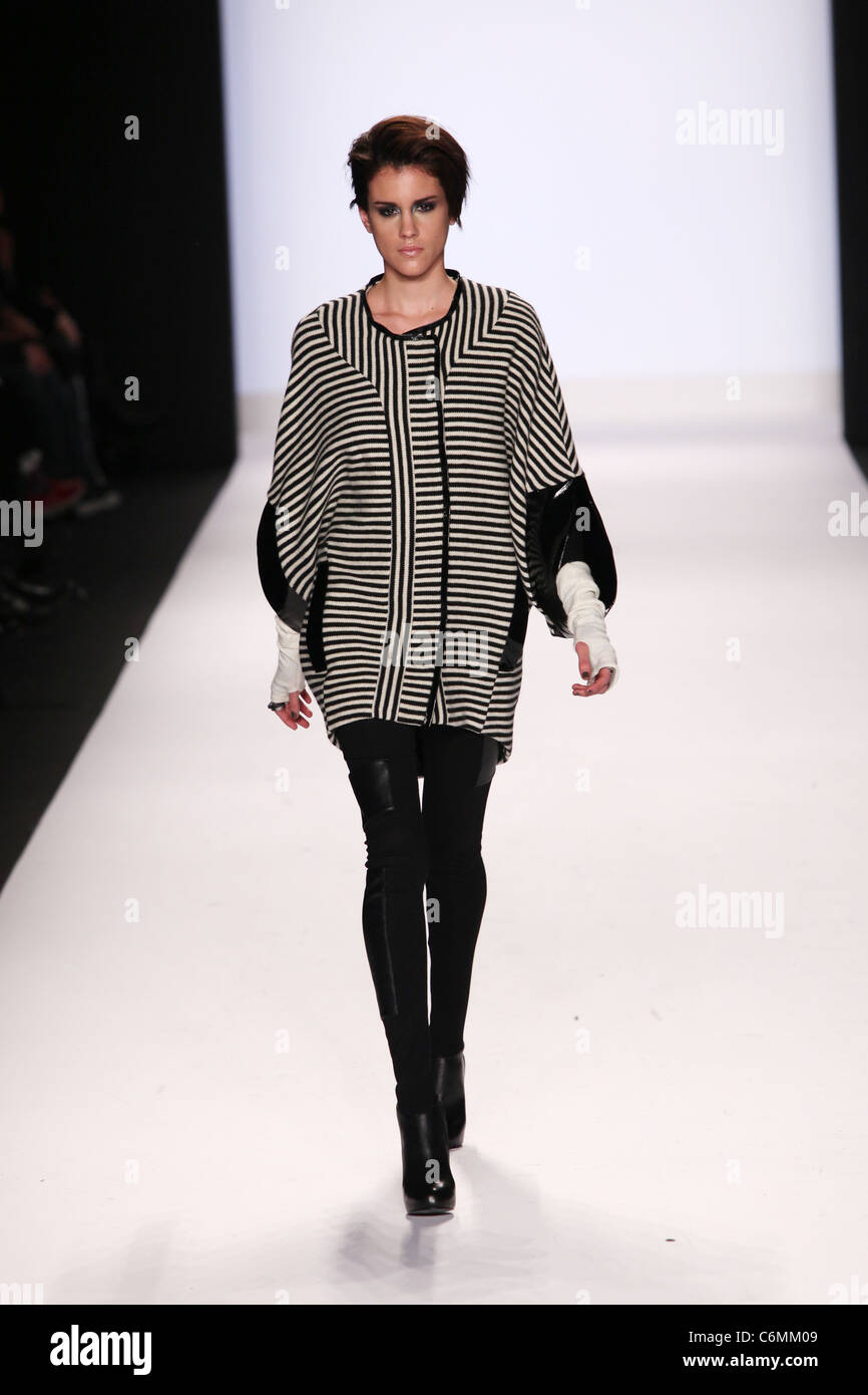 Model Mercedes-Benz IMG New York Fashion Week Fall 2010 - Project ...