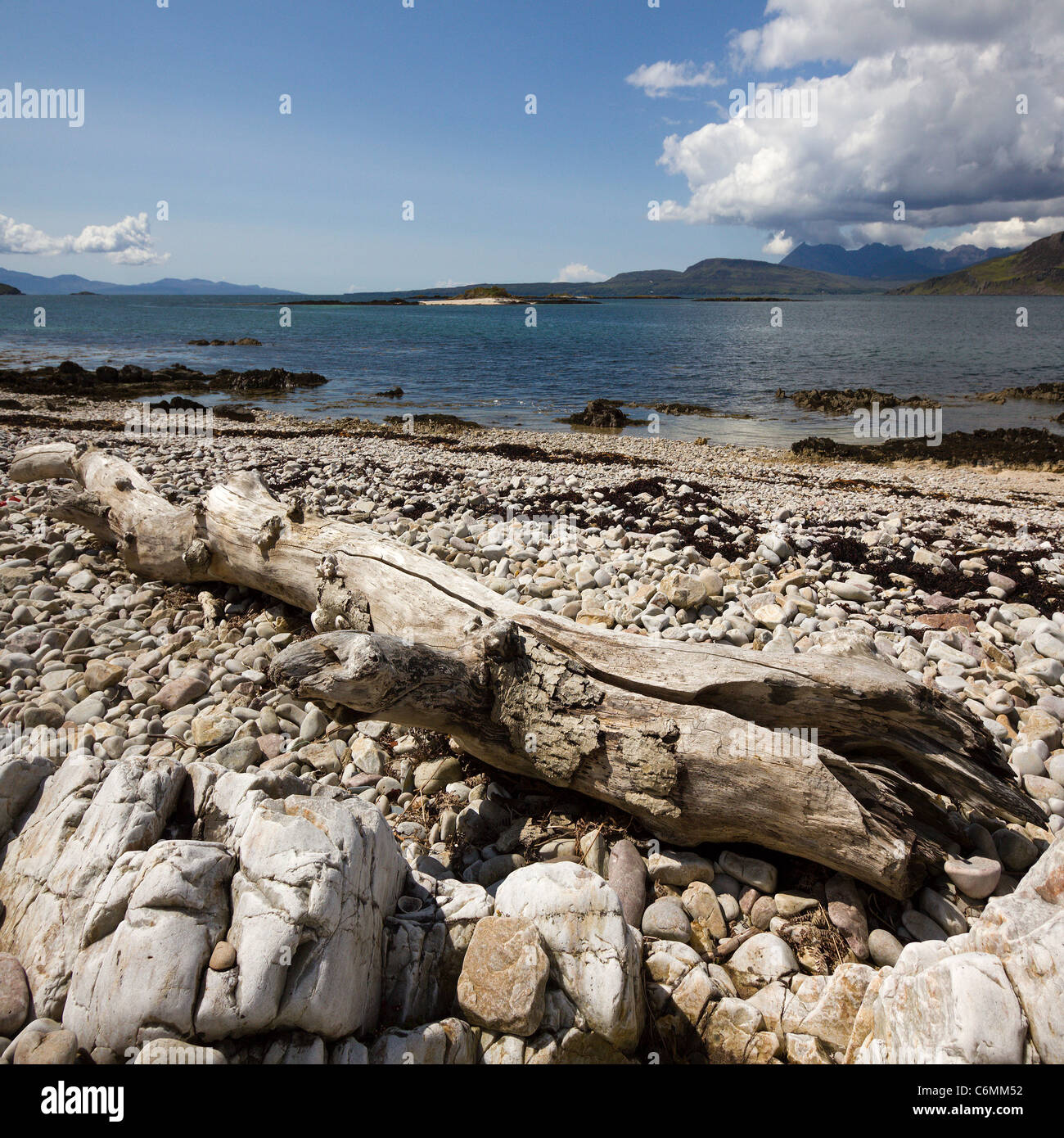 Ord beach sunny day isle skye hi-res stock photography and images - Alamy