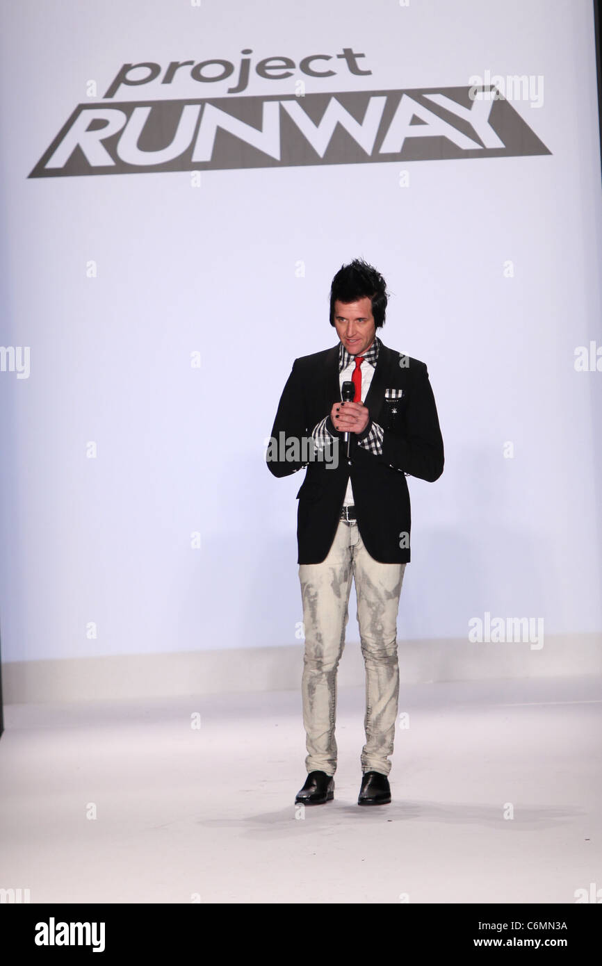 Seth Aaron Henderson Mercedes-Benz IMG New York Fashion Week Fall 2010 ...