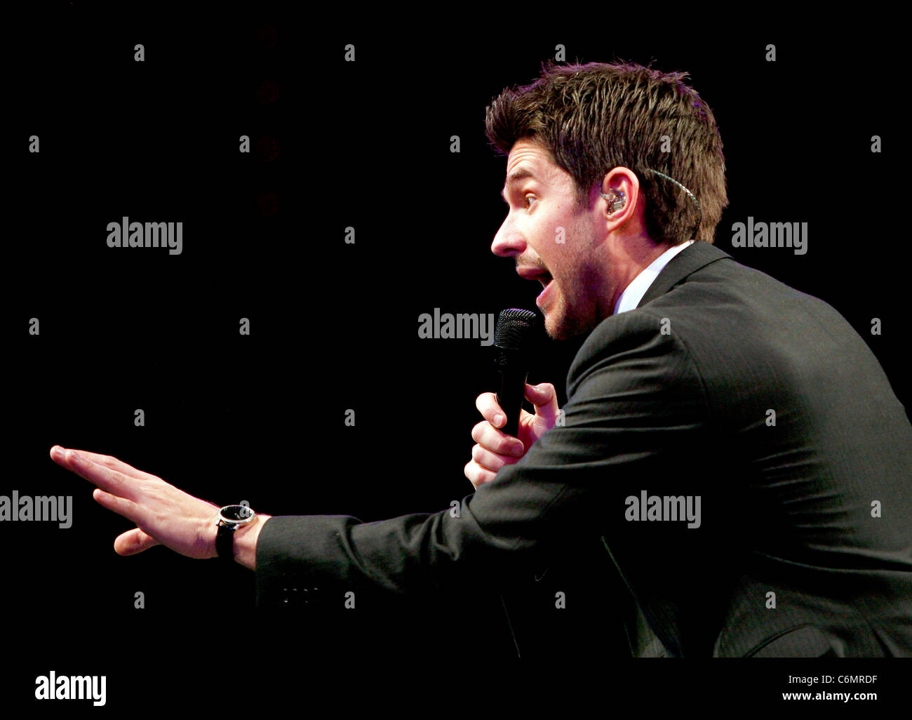 Matt Dusk Canadian jazz singer performing live in concert at Centennial ...