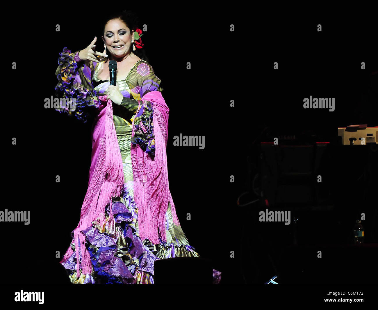 Spanish singer Isabel Pantoja and Dyango performing on stage for ...