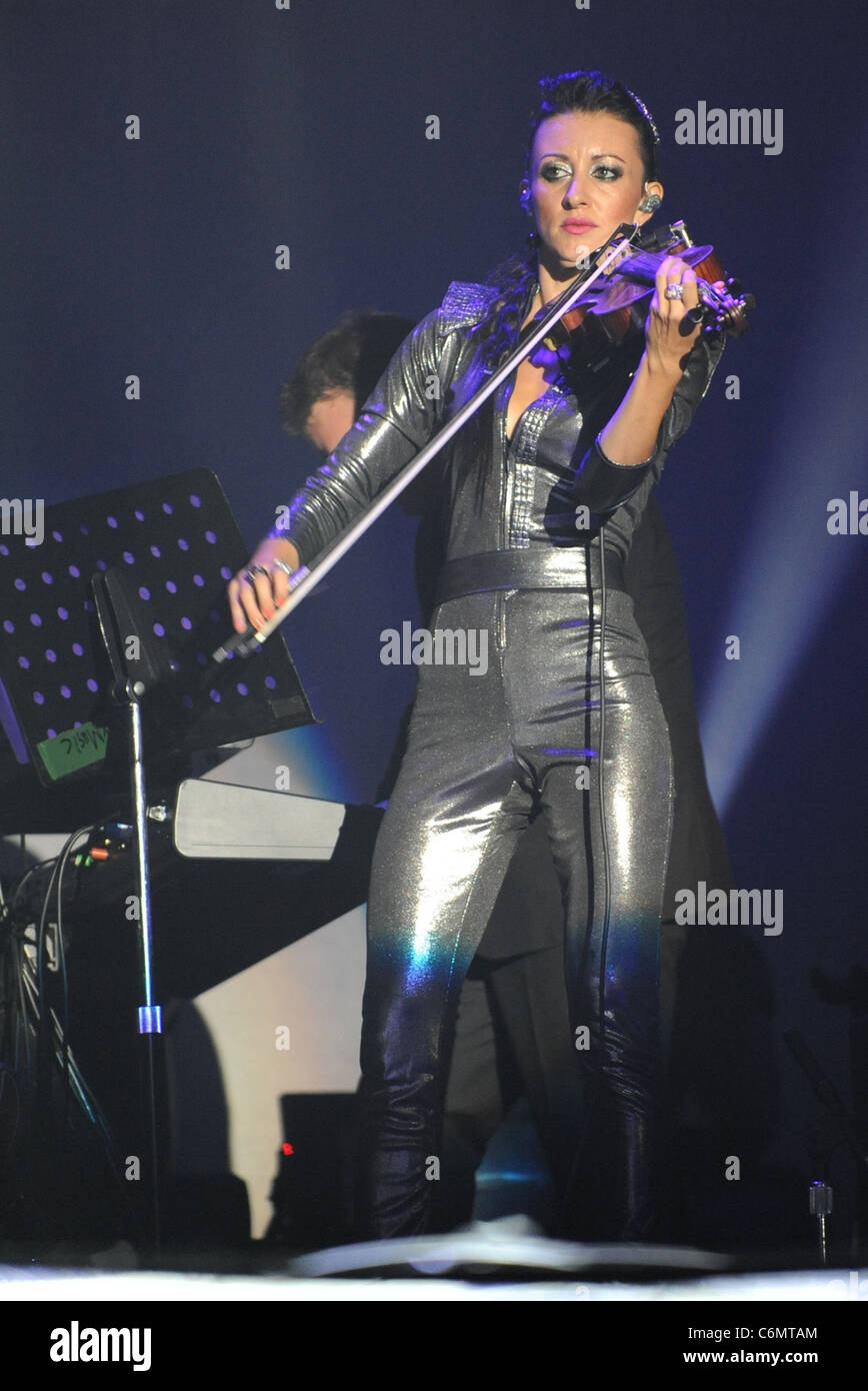 Bryan Ferry Roxy Music In High Resolution Stock Photography and Images ...
