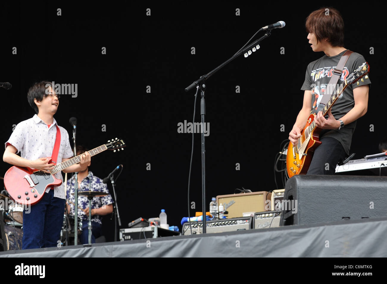 Asian kung fu generation hi-res stock photography and images - Alamy