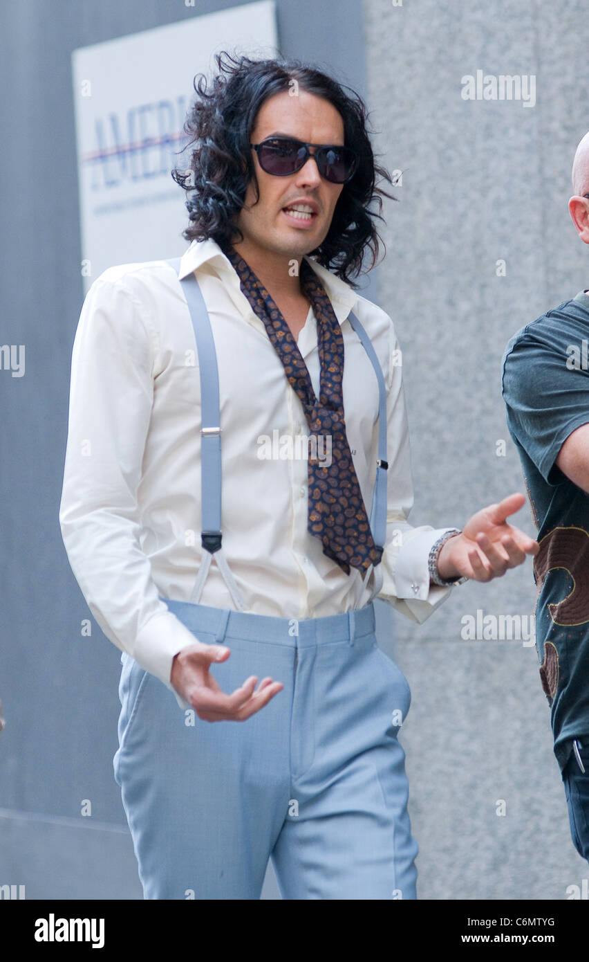 Russell Brand on the set of new film 'Arthur' New York City, USA - 02. ...