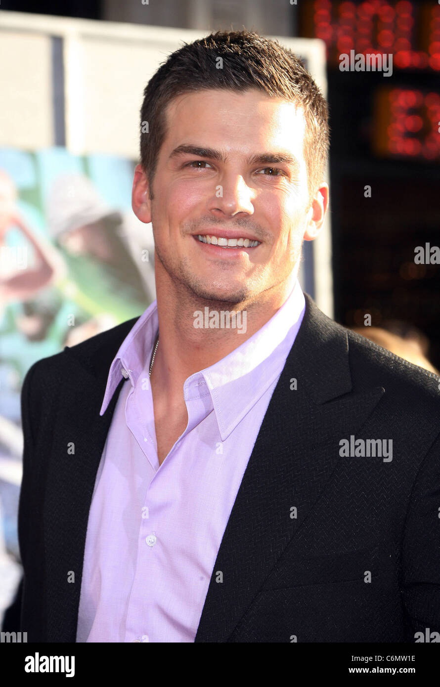 Rick Malambri Los Angeles premiere of 'Step Up: 3D' held at El Capitan ...