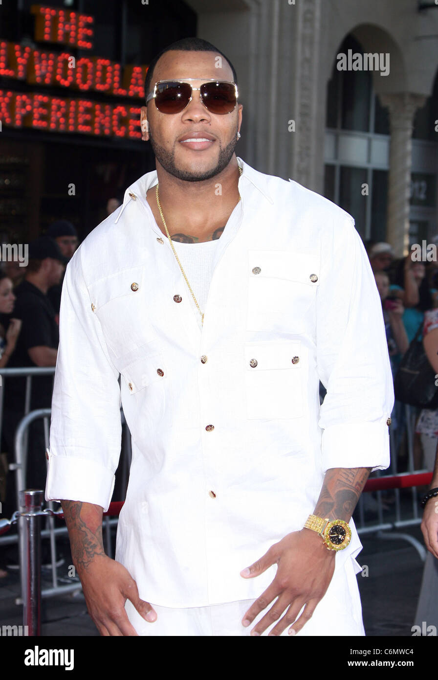 Flo Rida Los Angeles premiere of 'Step Up: 3D' held at El Capitan ...