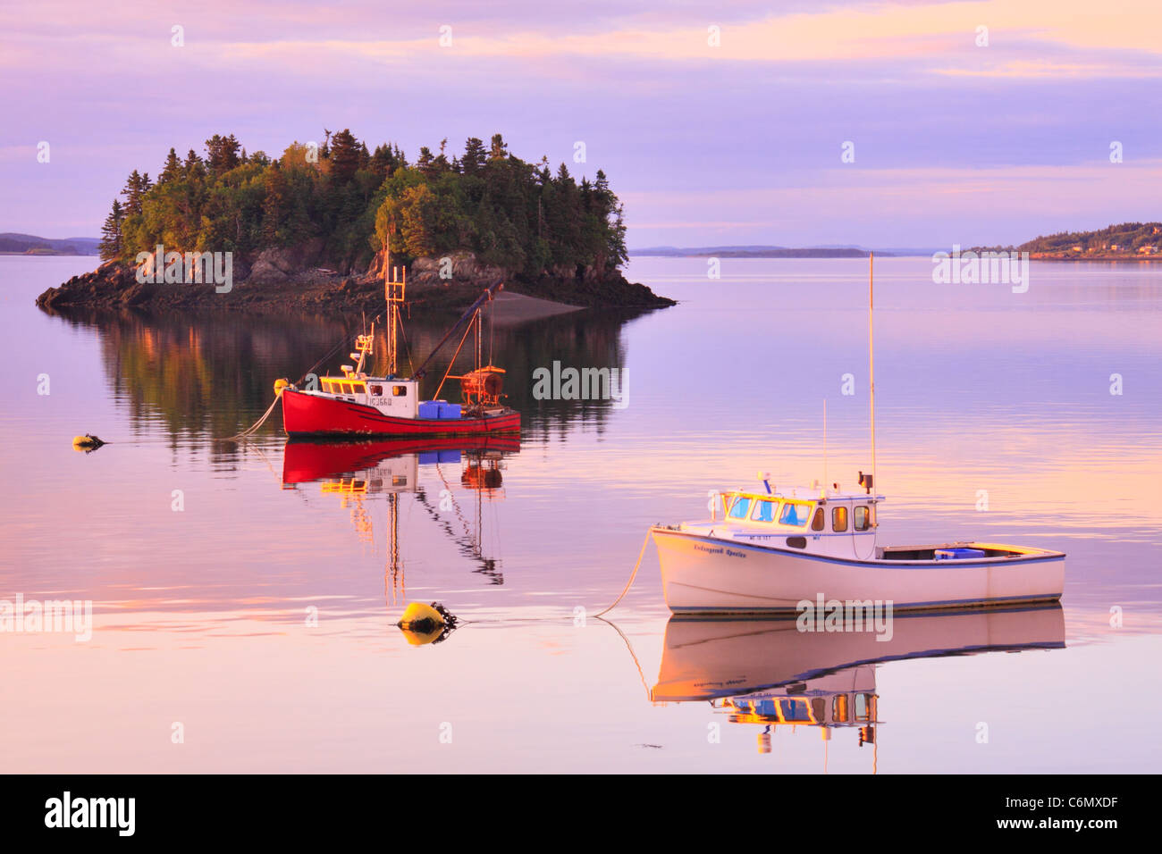 Lubec Maine Harbor High Resolution Stock Photography and Images - Alamy