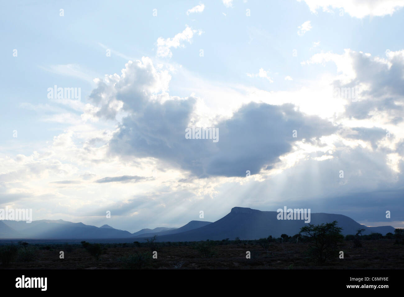 Overhead scenery hi-res stock photography and images - Alamy