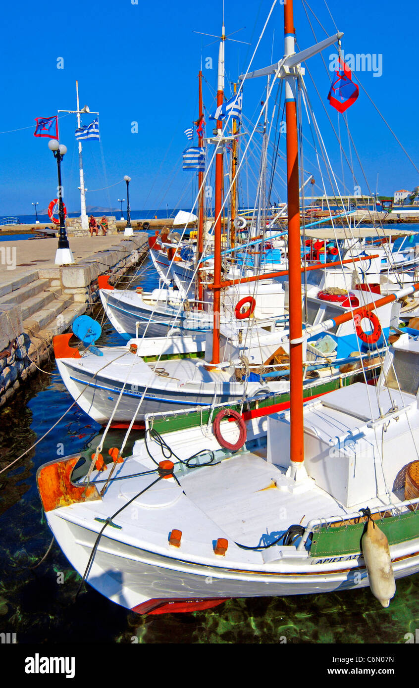 Spetses vacations hi-res stock photography and images - Alamy