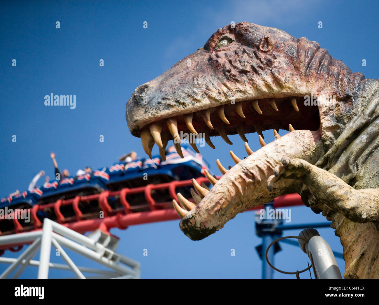 Infusion& Dinsaur with open jaws at Pleasure Beach, Blackpool ...