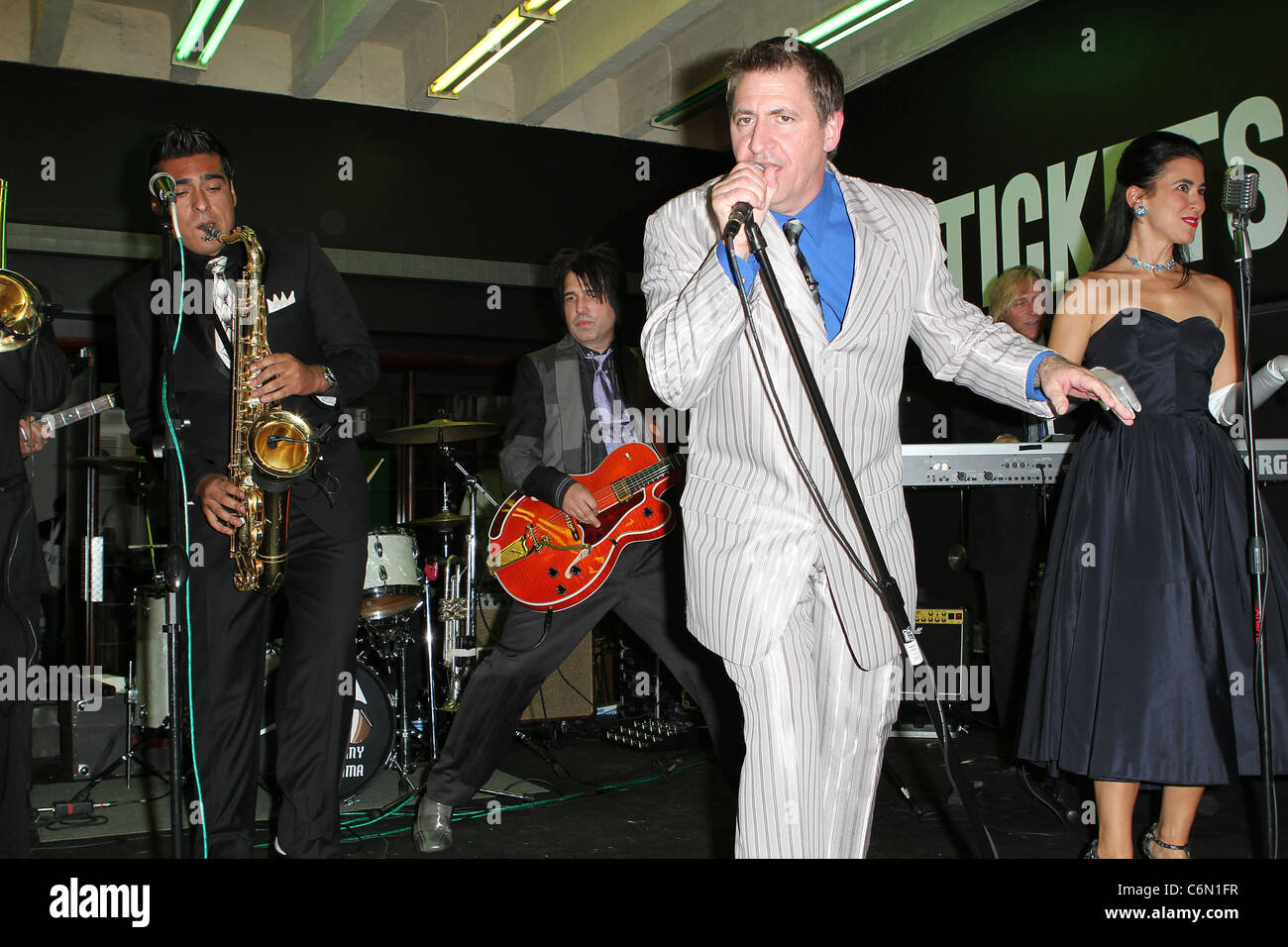 Louis Prima High Resolution Stock Photography and Images - Alamy