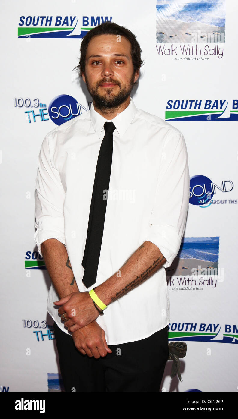 Rocco DeLuca 'White Light White Night' a fundraiser to provide support ...