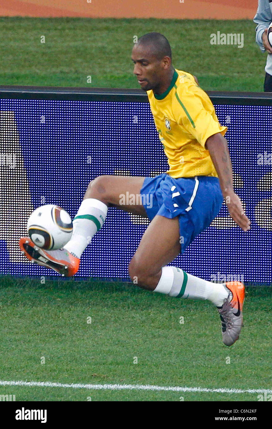 Maicon shows off some Brazilian flare during the 2010 World Cup match ...
