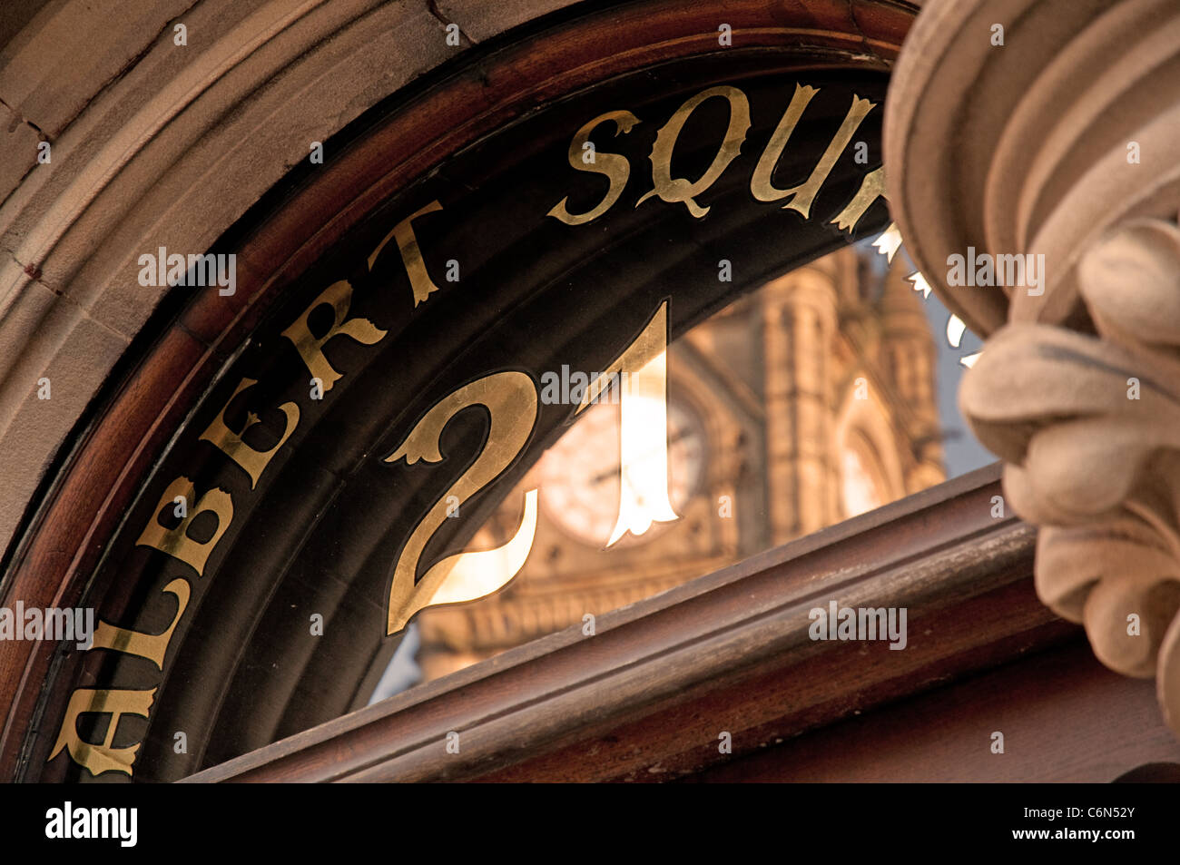 Manchester town hall clock hi-res stock photography and images - Alamy