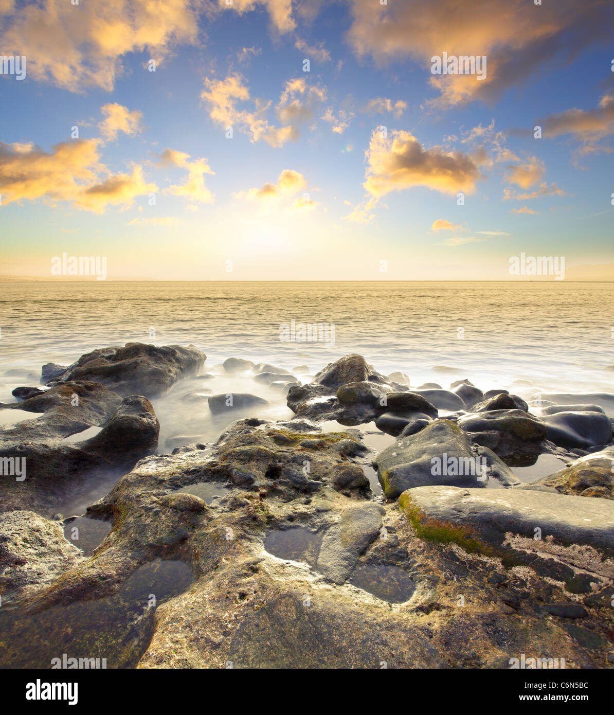 Seascape hi-res stock photography and images - Alamy