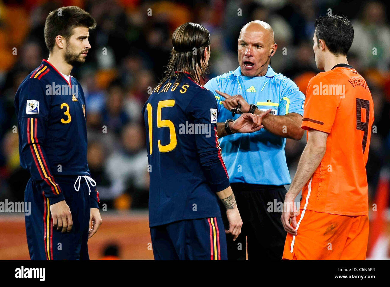 Howard Webb issues a warning The 2010 Fifa World Cup Final between ...