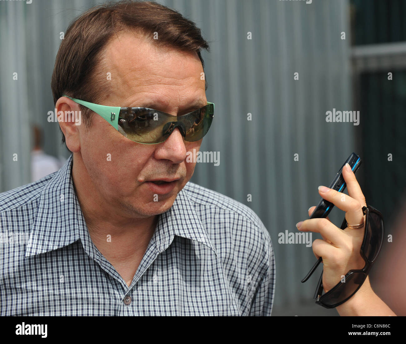 Mikhail Pletnev returns to Moscow following his arrest in Thailand on ...