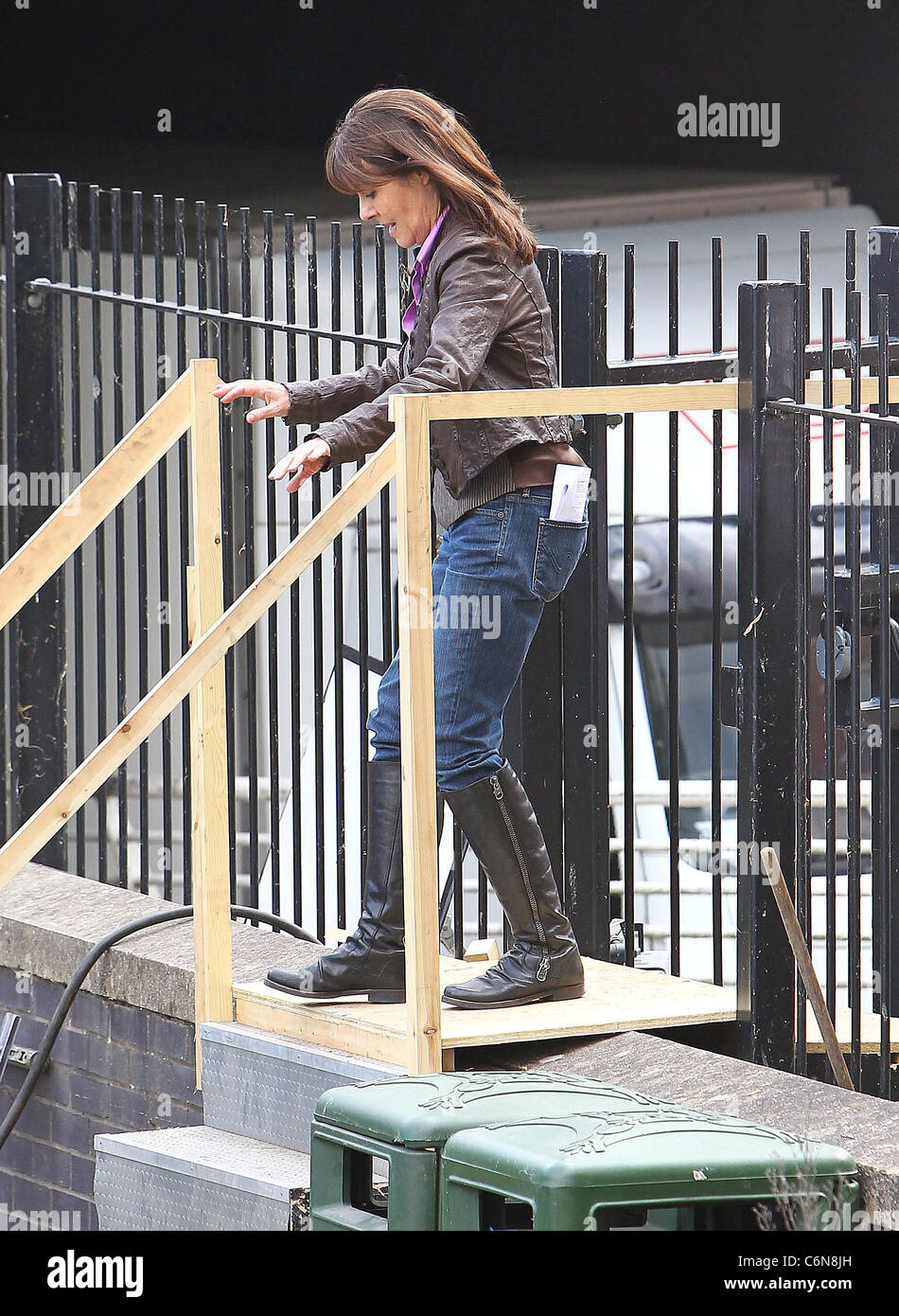 Elisabeth Sladen The cast of 'The Sarah Jane Adventures' filming in ...