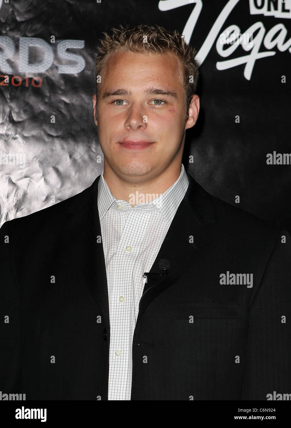 Dustin Brown 2010 NHL Awards red carpet arrivals held at The Palms ...