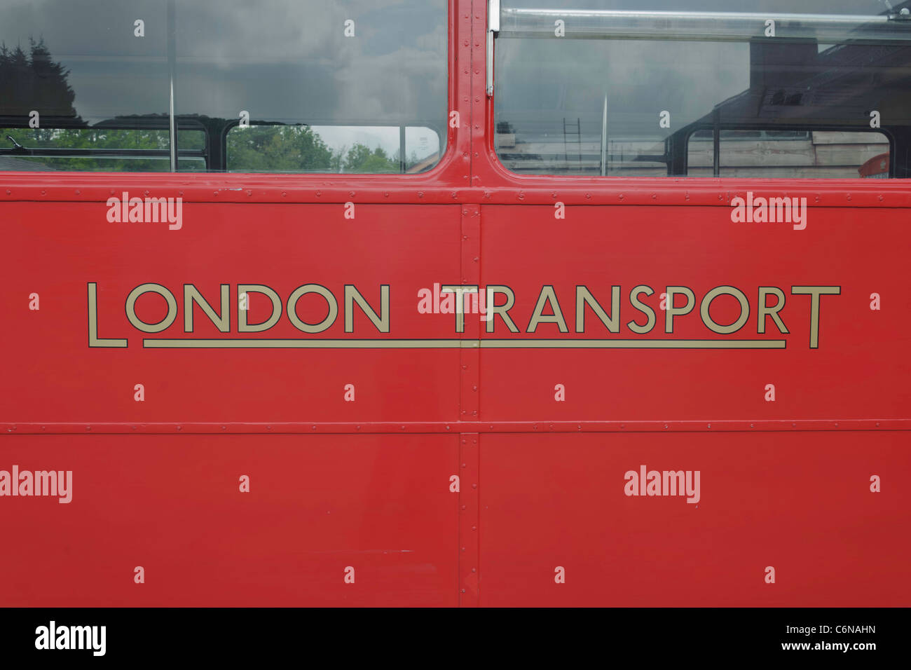 Rm london bus hi-res stock photography and images - Alamy