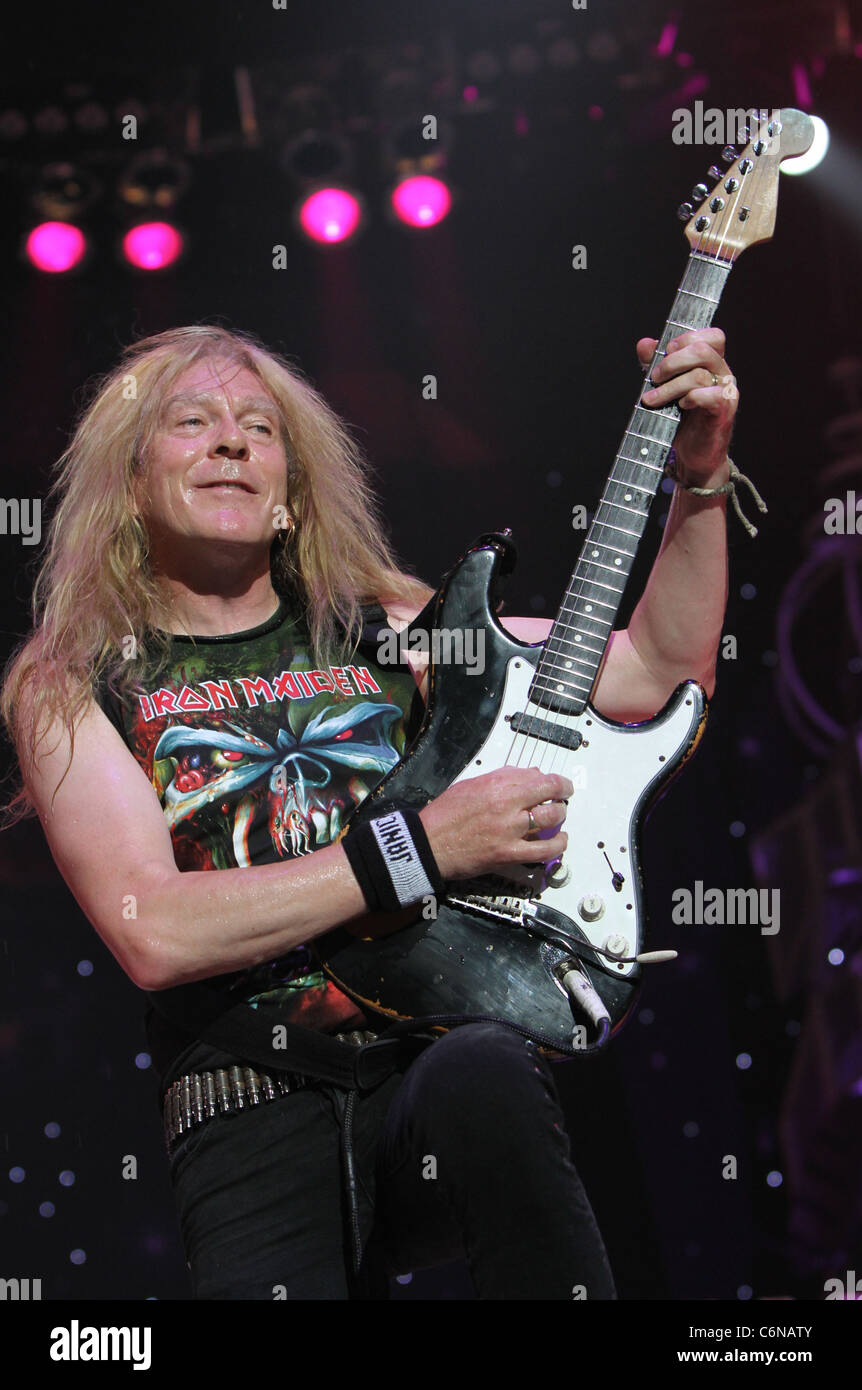 Dave Murray Iron Maiden