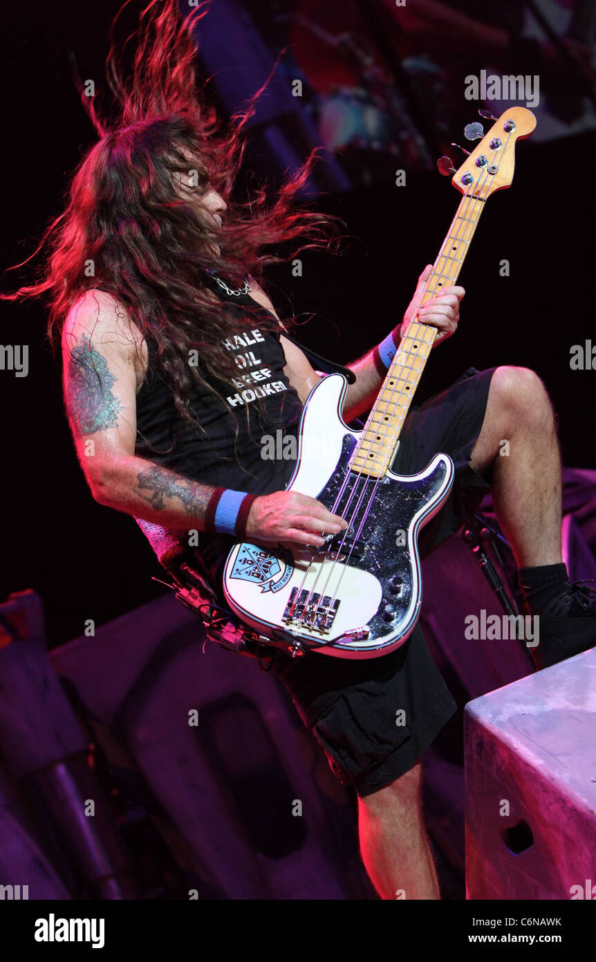 Steve Harris Iron Maiden performing at Madison Square Garden on the ...