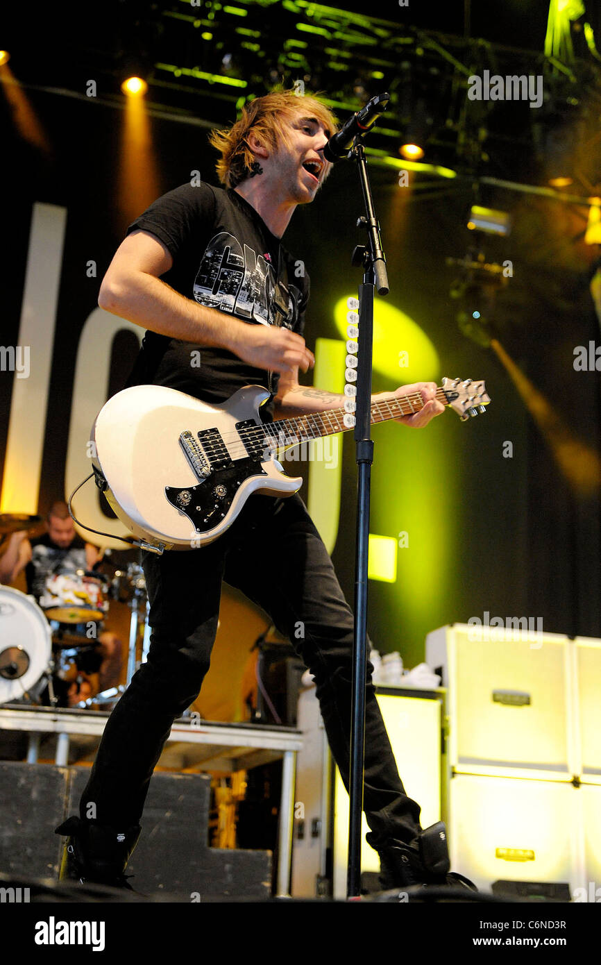 Alex Gaskarth 2010