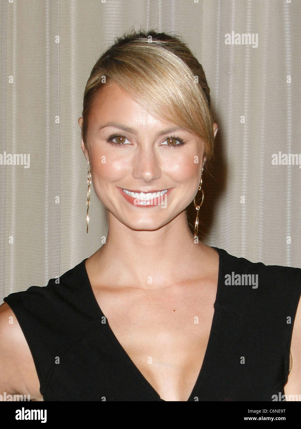 Rachel bilson thq rachel bilson hi-res stock photography and images - Alamy