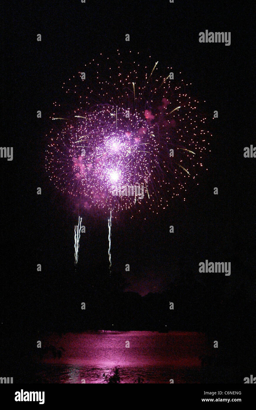 Independence Day fireworks conclude the annual Capitol Fourth concert ...