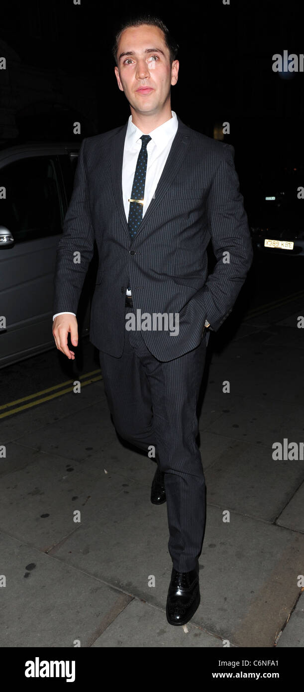 Film director, Reg Traviss takes Amy Winehouse home from the Psychosis ...