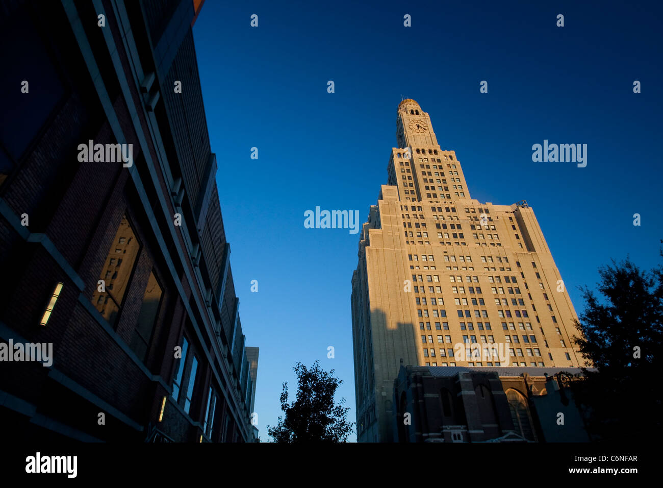 One hanson place brooklyn hi-res stock photography and images - Alamy