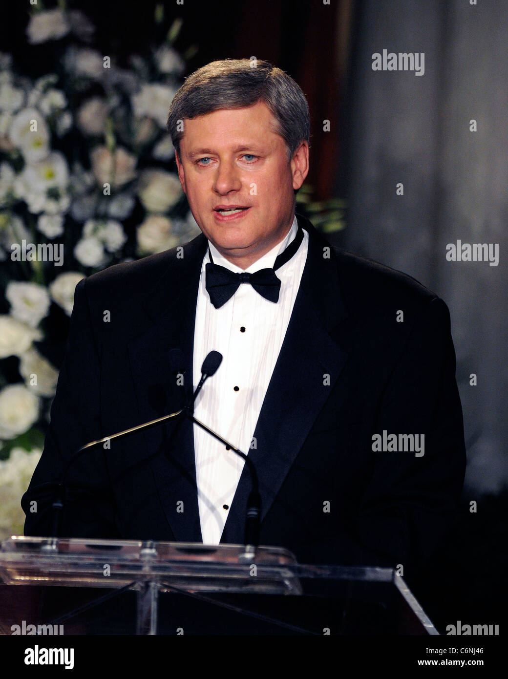 Queen elizabeth harper 2010 hi-res stock photography and images - Alamy