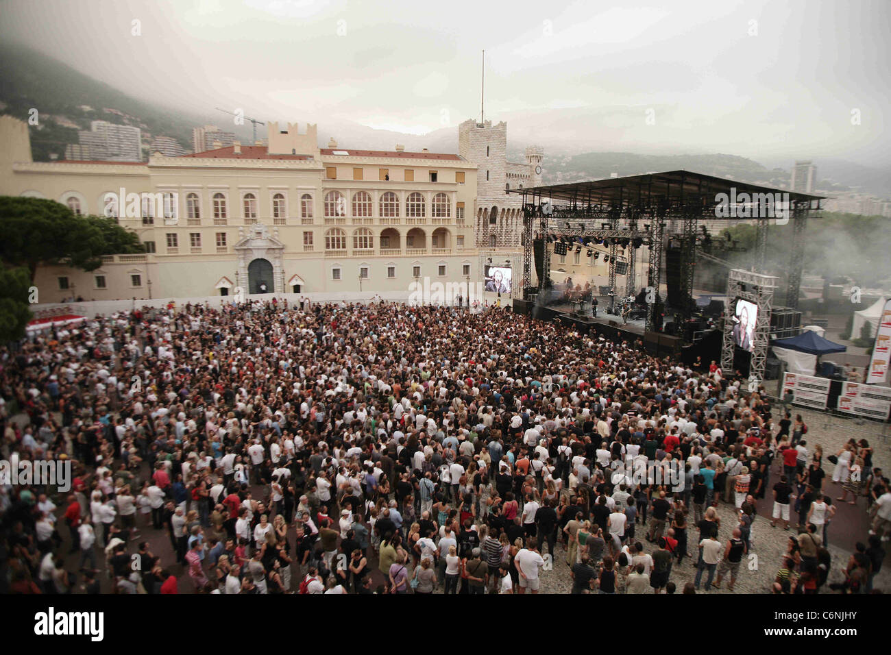 Atmosphere Monaco Music Live at the Place du Palais Monte-Carlo, Monaco ...
