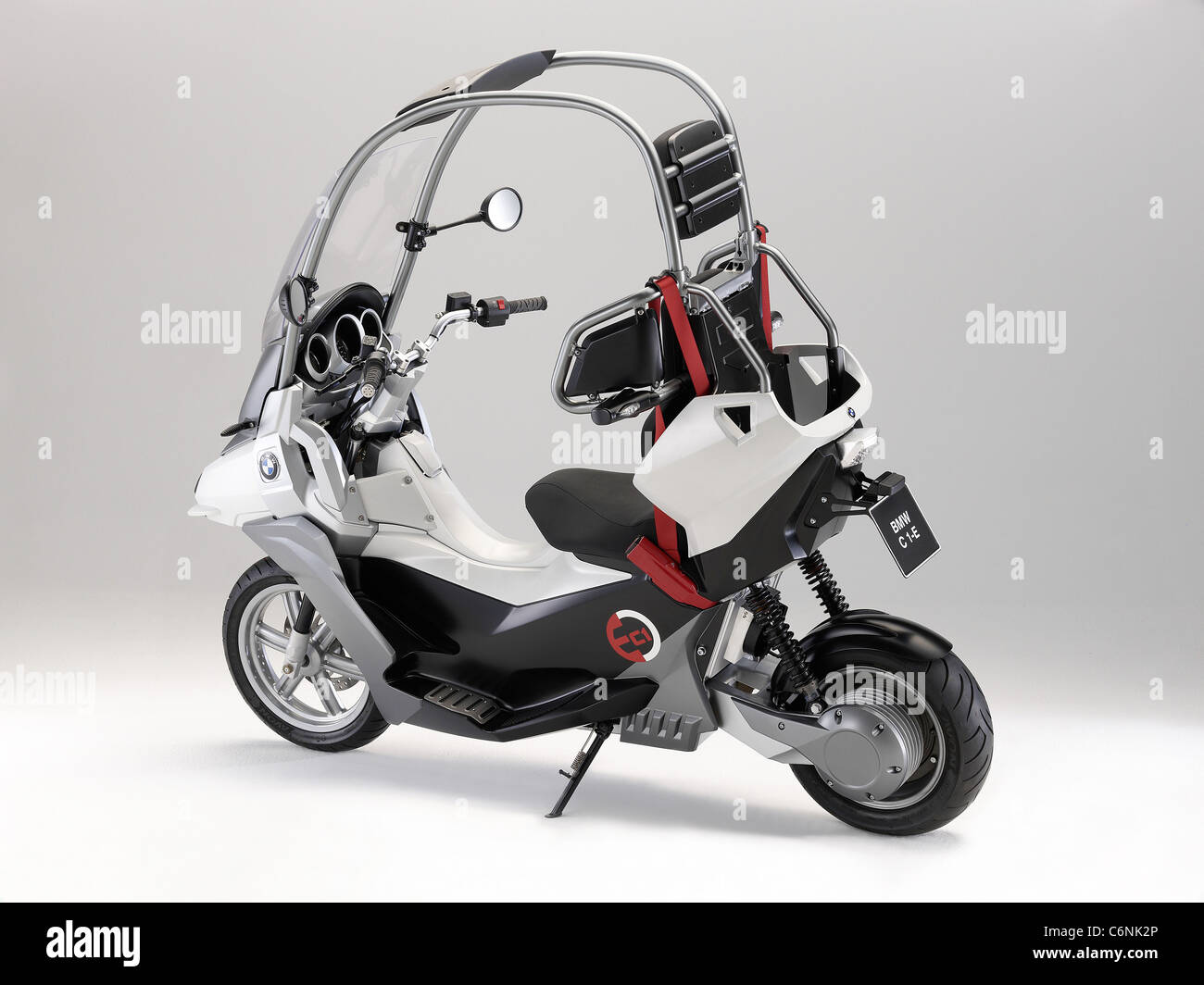 Concept Scooter to get first UK Showing This is what a safe ...