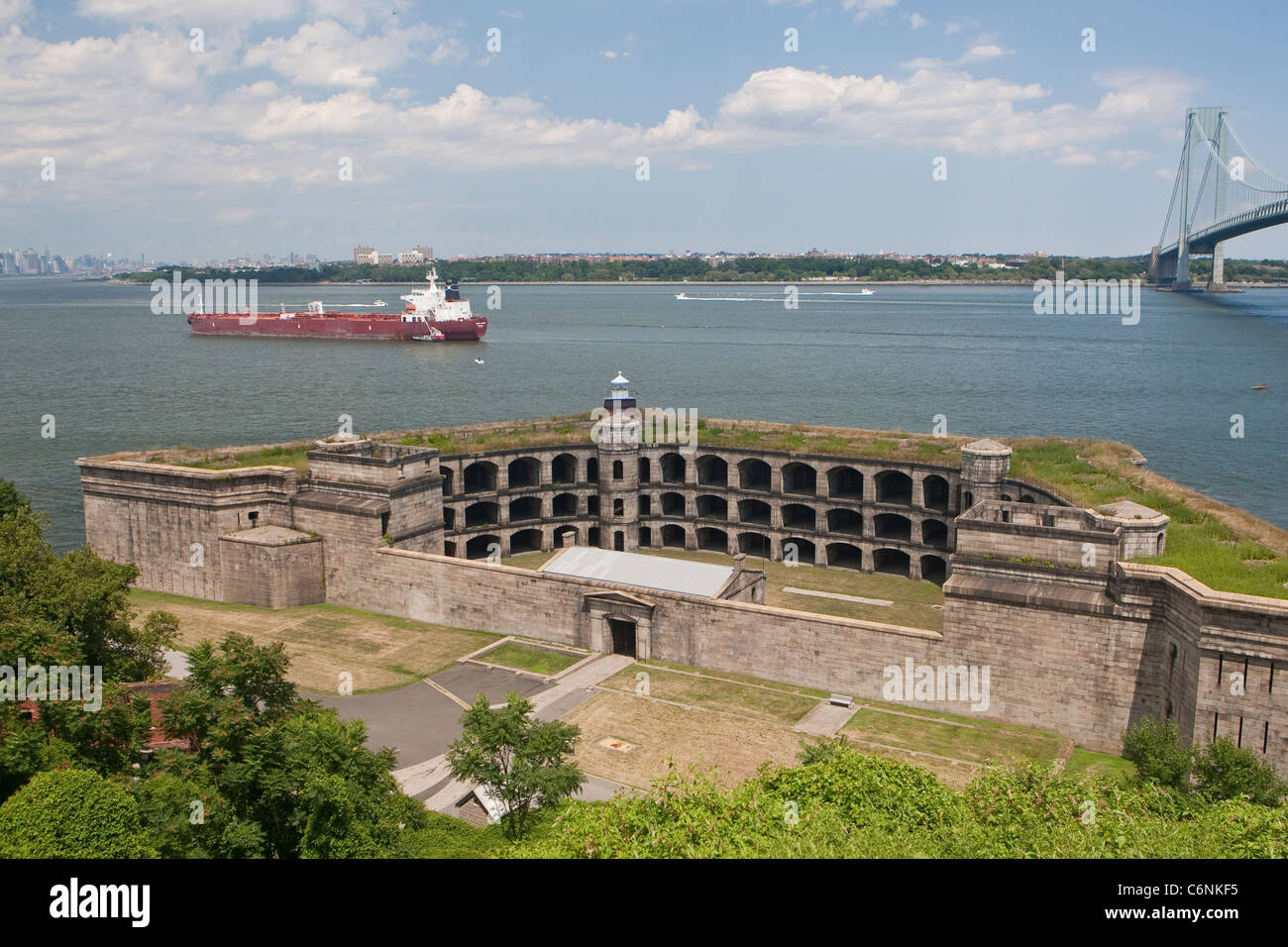 Verrazano narrows bridge island new hi-res stock photography and images ...