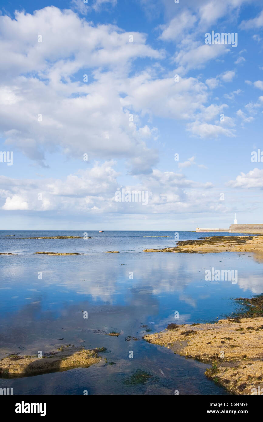 Seahouses hi-res stock photography and images - Alamy