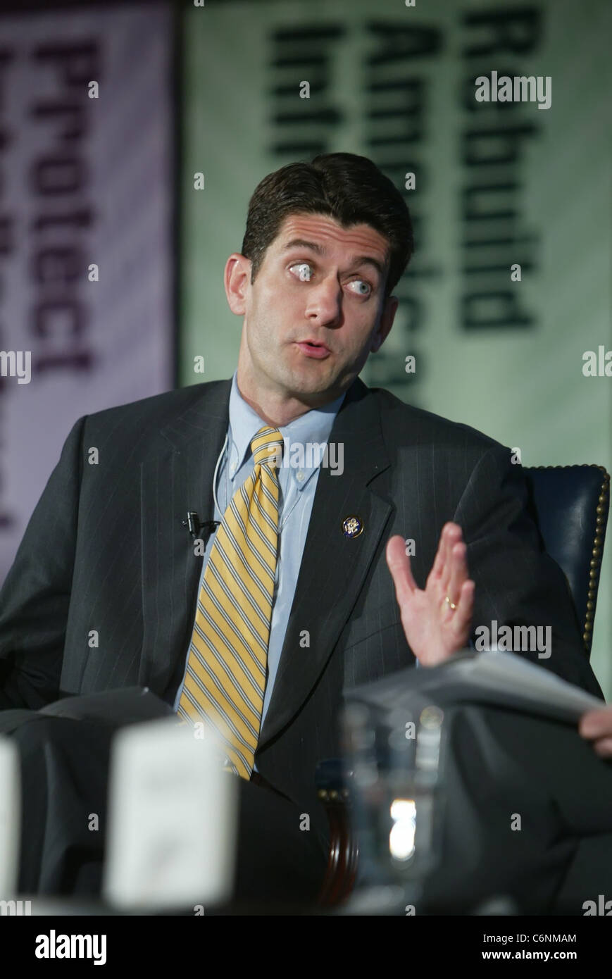 Congressman conversation hi-res stock photography and images - Alamy