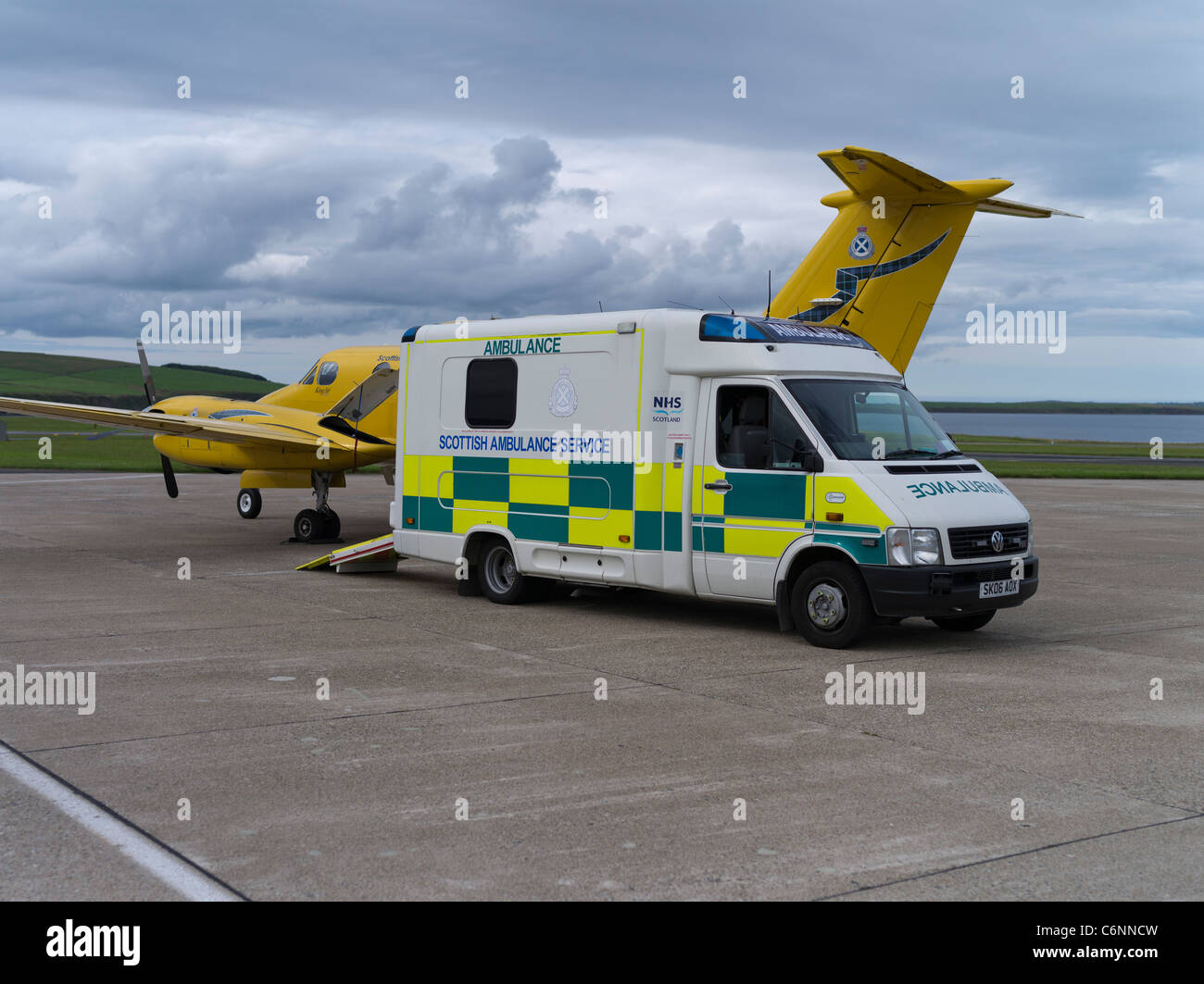 Scottish Ambulance Service Paramedic High Resolution Stock Photography and Images - Alamy