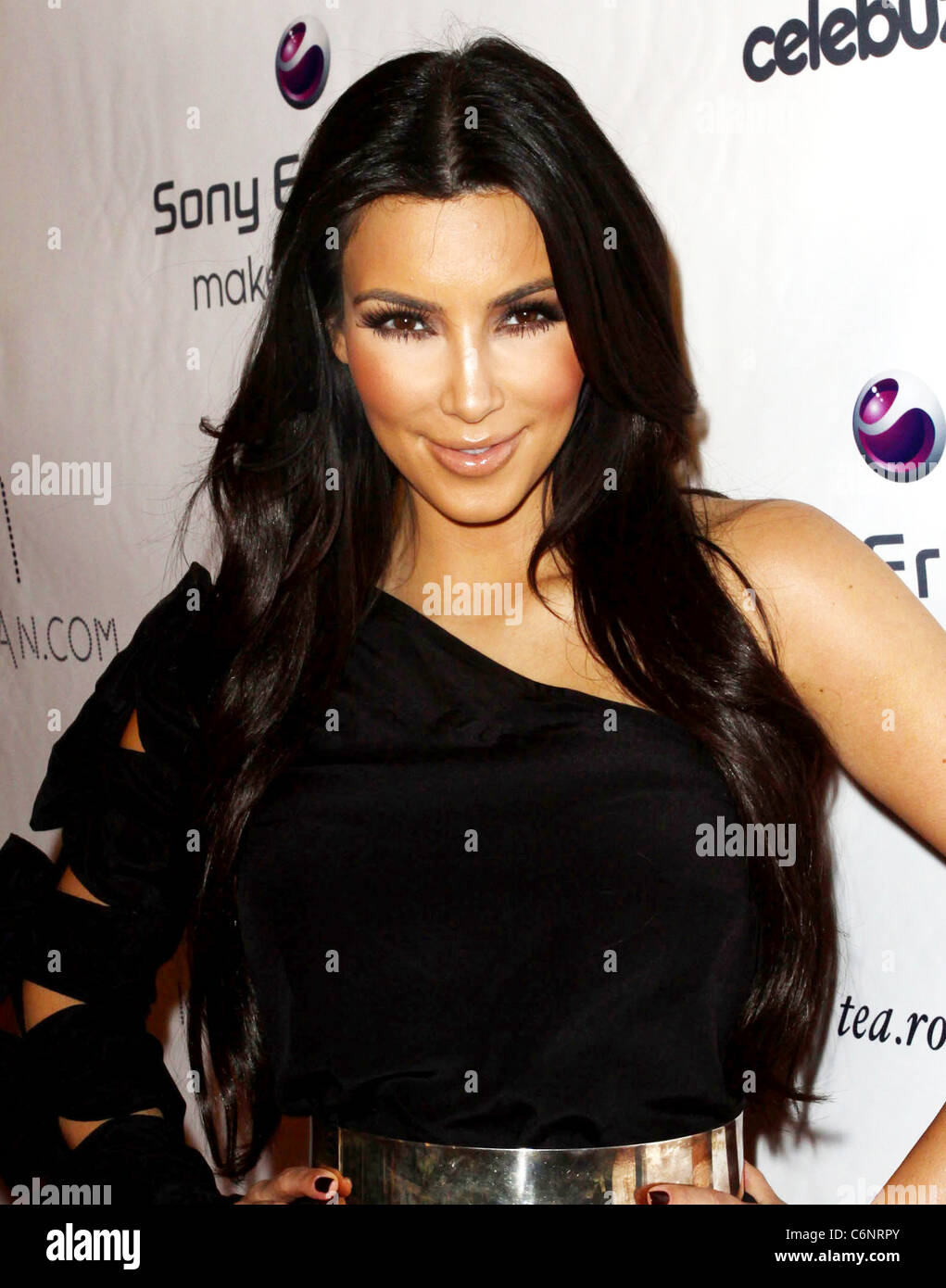 Kim Kardashian Sony Ericsson and Celebuzz celebrate KimKardashian.com ...