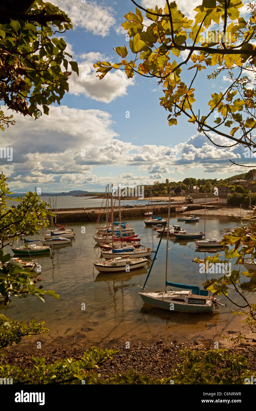 Aberdour hi-res stock photography and images - Alamy