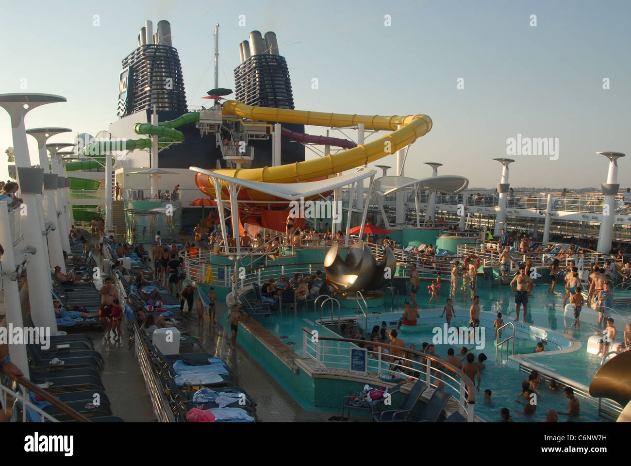 Crowded waterslides, pools, waterchutes pools and Jacuzzis on the NCL ...