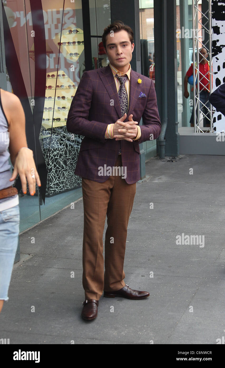 Ed Westwick on the set of 'Gossip Girl' in Manhattan New York City, USA ...