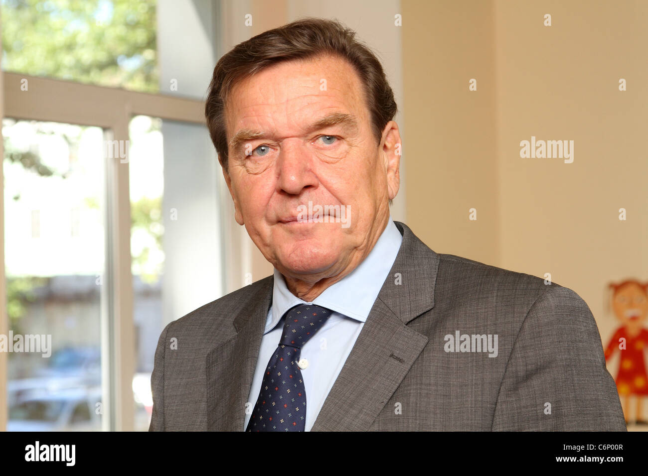 Former German Chancellor Gerhard Schroder visits a German school in St ... Former German Chancellor Gerhard Schroder visits a German school in St ...
