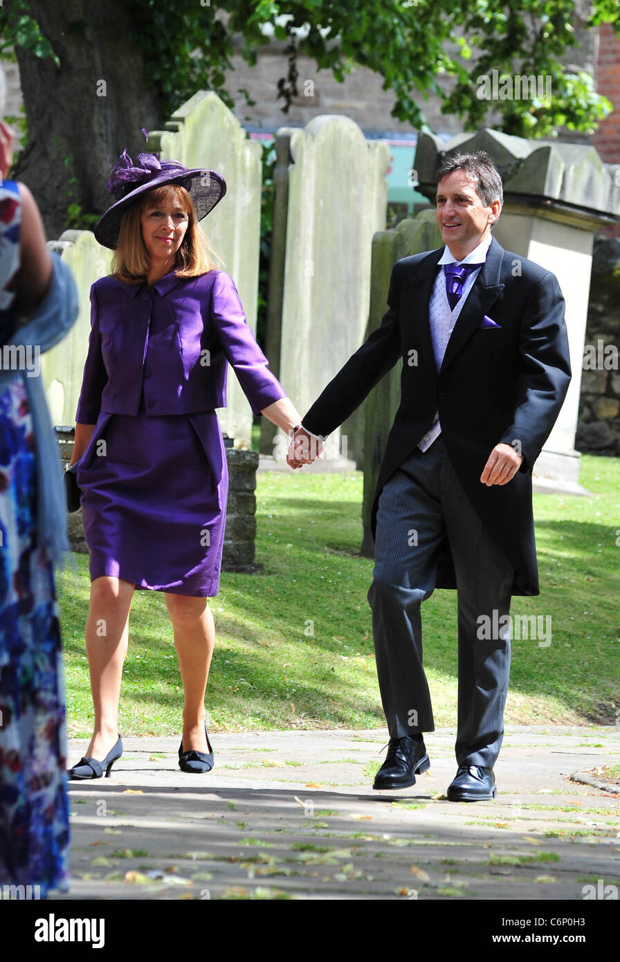 Fiona Barratt Wedding Sol Campbell Stock Photos & Fiona Barratt Wedding ...