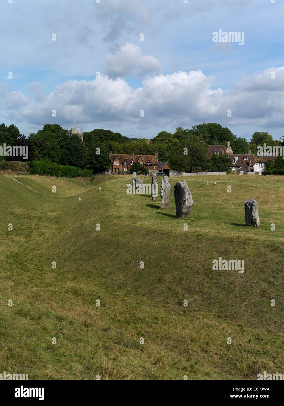 dh Avebury Stone Circle AVEBURY WILTSHIRE Earthworks ditch henge ...