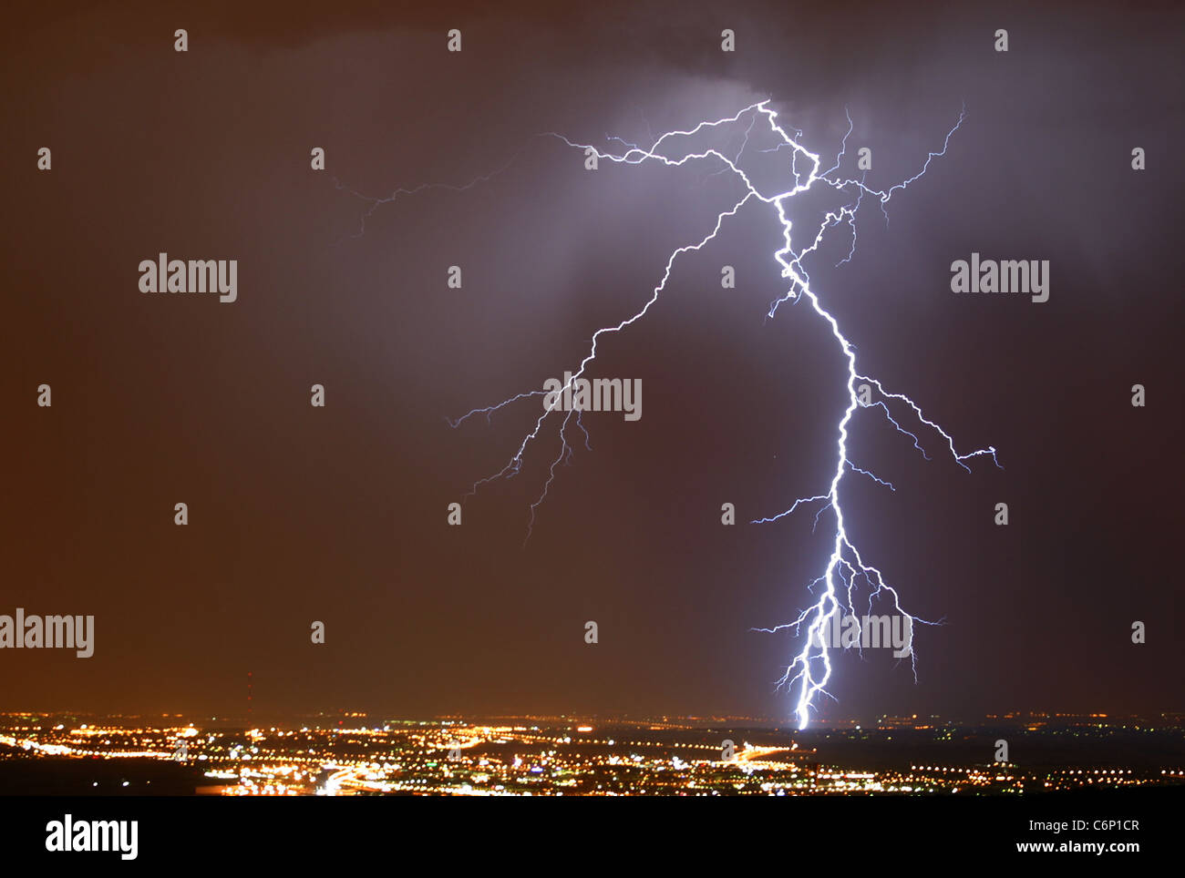 Storm lightning spain hi-res stock photography and images - Alamy