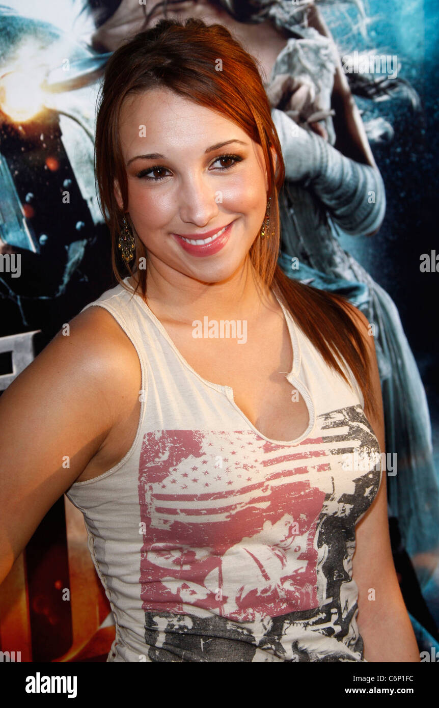 Ashley Edner World Premiere of 'Jonah Hex' held at ArcLight Cinerama ...