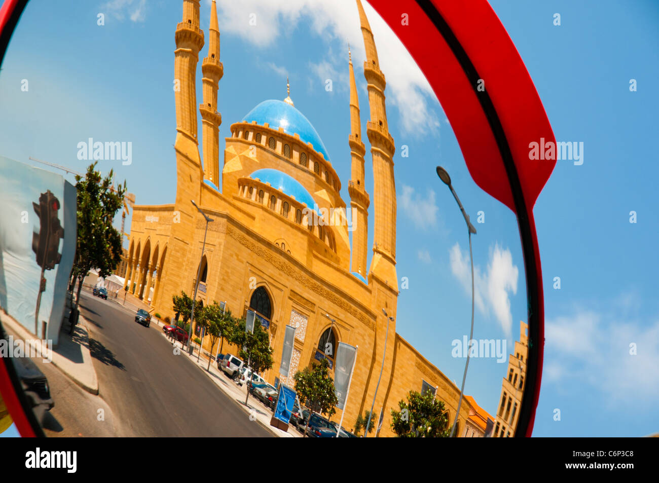 The Mohammad Al Amin Mosque at Martyr's Square. Beirut. Lebanon Stock ...